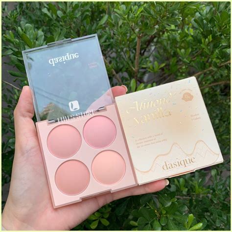Sản Phẩm Trang điểm Phấn Má Dasique Blending Mood Cheek 09 Almond