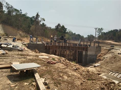 ပိုင်ကျုံမြို့ မိုးနိုင်း ညာပရော မိကြောင်ရွာချင်းဆက်လမ်းပေါ်၌ ကရင်ပြည