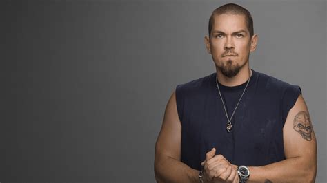 Steve Howey Superb Tips To Looking Babe At 40