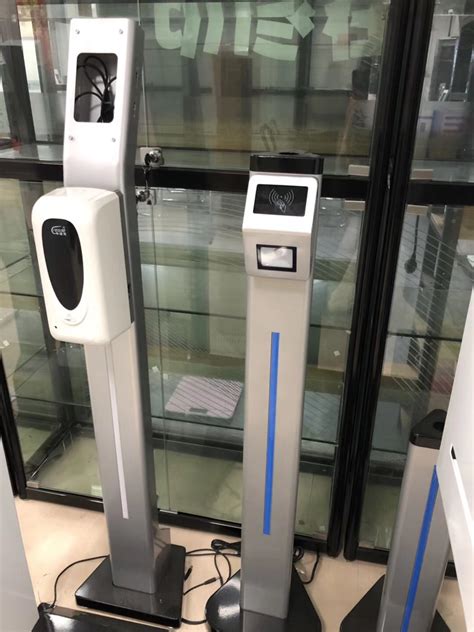 Access Controller Smart Thermometer Device With Inch Screen Face Recognition Camera And RFID