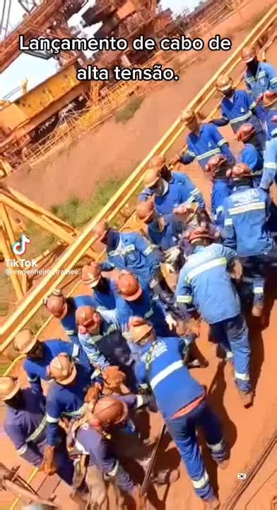 Júnior Santos No Linkedin Foi Feito Pros Blogueirinhos Do Linkedin 🤣🤣🤣