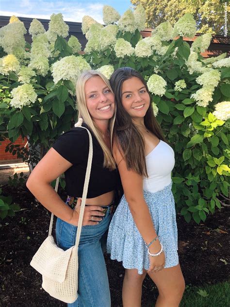 Kaylee S Kayleegoncalves Kayleesmithfree Nude OnlyFans Leaks Fappening FappeningBook