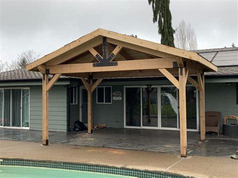 Covered Outdoor Living Spaces Roof Overhangs Cutting Edge Contracting