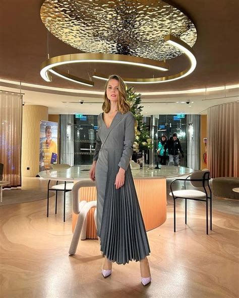 Ольга Фреймут біографія карєра Ревізор особисте життя війна в Україні де зараз Show24