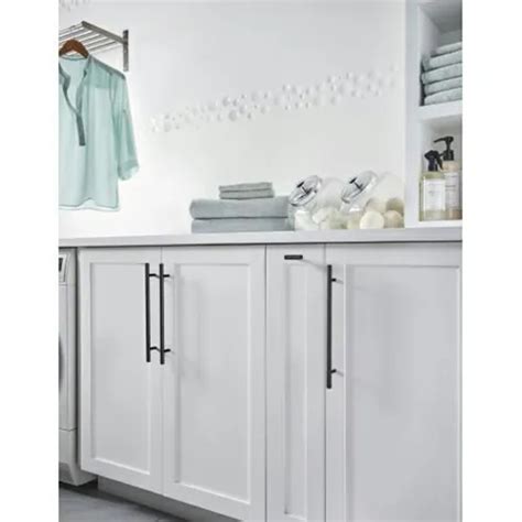 15 Hopewell Bar Pull Flat Black