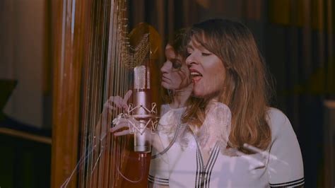 Video S Harpiste Esther Jansen Video S Harpiste Esther Jansen