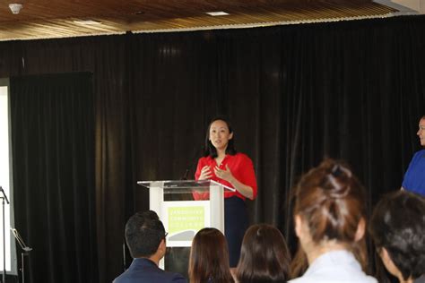 한인단체 행사에 한국어 인사말 하는 자부심 밴쿠버 중앙일보 뉴스 밴쿠버 중앙일보