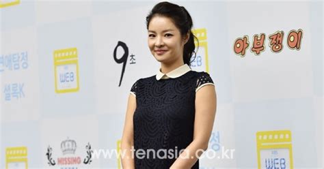 [tenphoto] 이덕화 딸 이지현 아빠 닮은 붕어빵 외모