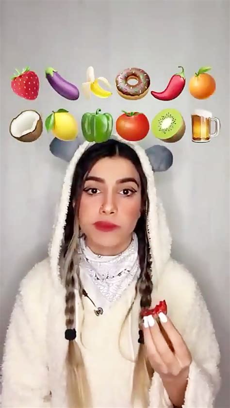 خوردن خوراکی