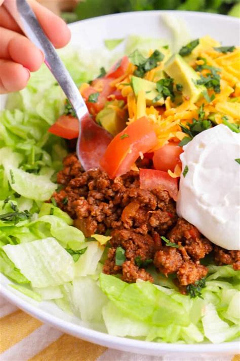 Ground Beef Taco Salad • The Diary Of A Real Housewife