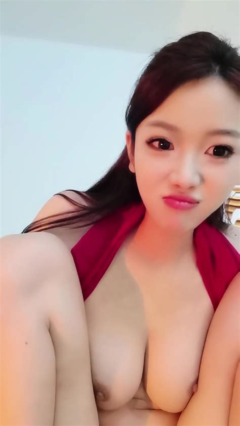 徐艺诺尤物尤物女神傲人身材小穴特别粉 1