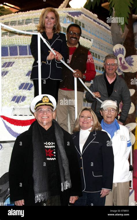 The Original Cast Of The Love Boat Reunite To Decorate Princess Cruises