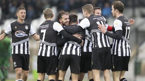 Sjc Herpakt Zich Na Achterstand Met Dank Aan Linksbuiten Martijn Van Trigt Toen Hij Er Weer