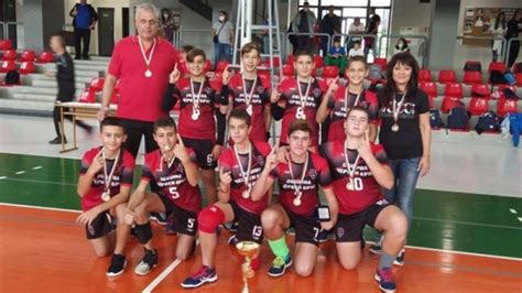 Локомотив Червен бряг шампион при момчетата U13
