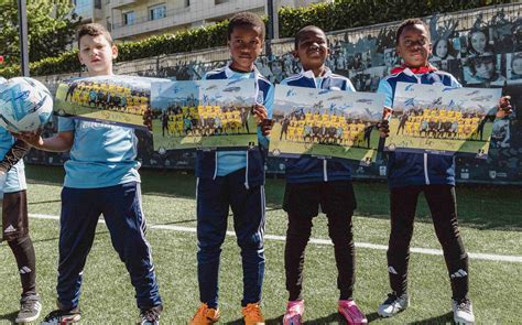 Foot Pau Fc Opération Séduction Réussie Auprès Des Jeunes