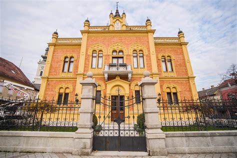 VladiČanski Dvor Koto