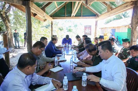 មន្រ្តី និងអាជីវករនៅច្រកទ្វារអានសេះ ខេត្តព្រះវិហារ សំណូមពរឲ្យបើកដំណើរការច្រកដើម្បីចេញចូល