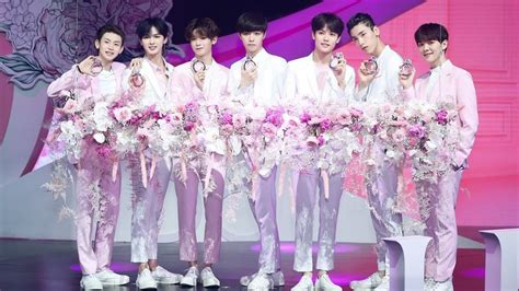 Хятадын эрх баригчид эмэгтэйлэг төрхтэй оддыг телевизээр гаргахыг хязгаарлана