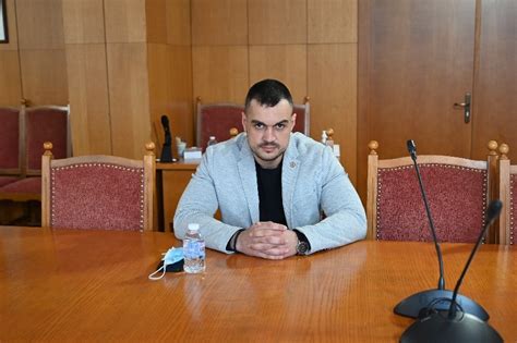 УНСС Бизнес инициатива на ръководството на Съвета на настоятелите ректора на УНСС и