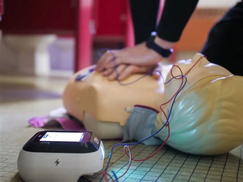 Shockable Vs Non Shockable Heart Rhythms Avive Aed