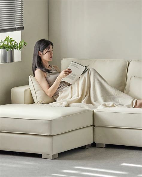 휴도 매트리스 토퍼 침대 소파 기억의 선유 저상형 패브릭 침대는 간결하지만 유니크한 사각 라인 침대로 블록을 맞추듯 다양한 공간에서 어울리는 가구에요 간결한 직선