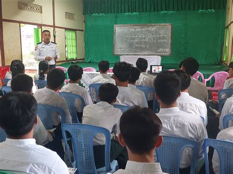 ယာဉ်အန္တရာယ် လမ်းအန္တရာယ်ကင်းရှင်းရေး အသိပညာပေးဟောပြောပွဲ လွိုင်ကော်မြို့၌ကျင်းပ Information