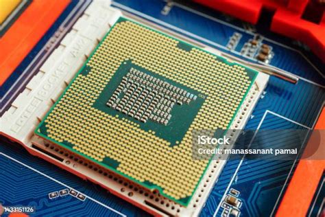 중앙 처리 장치 컴퓨터 메인 보드의 Cpu 칩 프로세서 전자 기술 0명에 대한 스톡 사진 및 기타 이미지 0명 Cpu