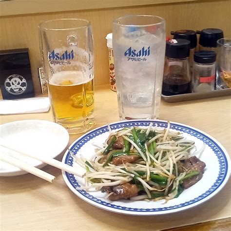 神戸新開地中華料理屋燕楽へ 神戸 新開地 中華料理 燕楽 ニラレバ レモンサワー 餃子 春巻き 豚ミンチ炒めレタス包み