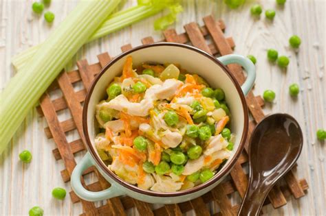 Фрикасе из курицы с горошком — овощное рагу по французски Национальная еда Овощное рагу
