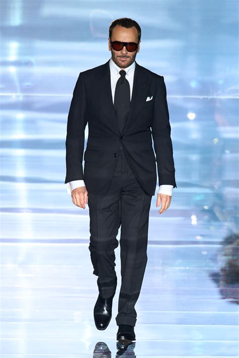 Tom Ford Biografia Storia Di Unicona Della Moda Da Gucci Al Cinema
