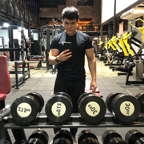 รับเทรนออกกำลังกายในพื้นที่ กทม สอนฟิตเนส