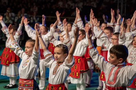 Народни танци Клуб за народни танци Жътвари гр Добрич