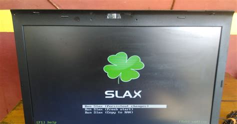 how to make slax bootable usb stick
