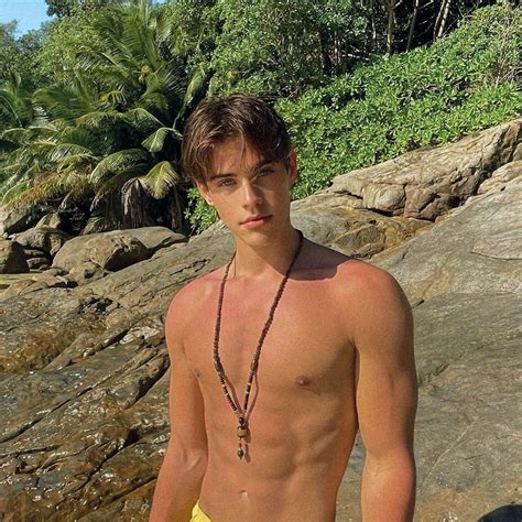 Lorenzo Bold Youtube