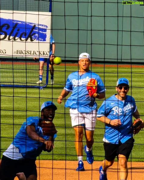 Anthony Hill Wiki Biography Age Photos Spouse And More