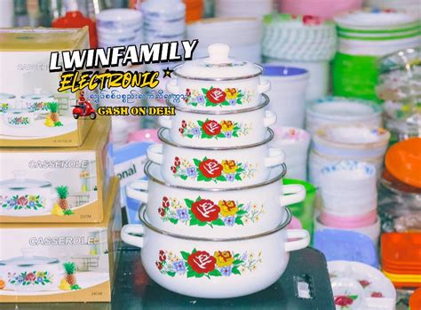 Lwin ကြွေရည်သုတ် ထမင်းအုတ် ဟင်းအုတ် ကြိုက်ရာသုံး 💙 1 Set ၅ လုံးပါ 92000 ‼️ Discount ကျပ်နဲ့ပဲ