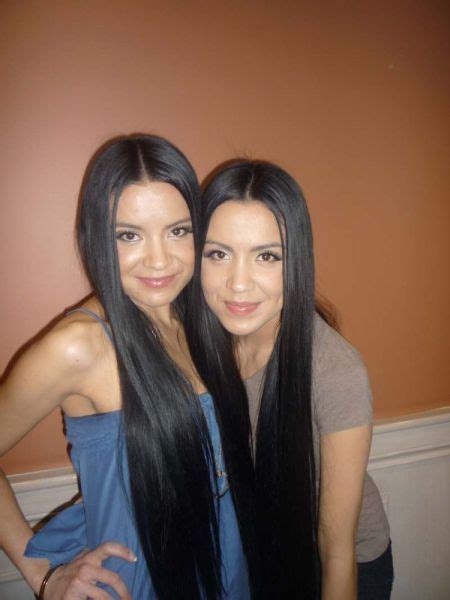 Cute And Sexy Twin Girls 38 Pics