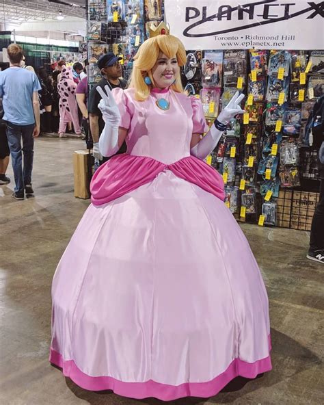 Princess Peach Cosplay Artofit