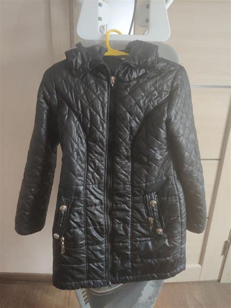 Курточка зимова — ціна 100 грн у каталозі Куртки Купити жіночі речі за доступною ціною на Шафі