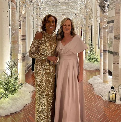 Gmas Robin Roberts Teases Details About Upcoming Wedding To Partner Amber Laign In Cryptic New