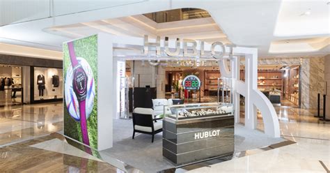 全台足球迷fifa世足唯一朝聖據點 宇舶全明星世足快閃店前進高雄漢神 Horoguides 名錶指南 台灣