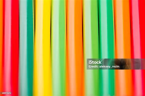 색연필의 구색 컬러 드로잉 연필입니다 색상의 다양한 컬러 드로잉 연필 0명에 대한 스톡 사진 및 기타 이미지 0명 가리키기