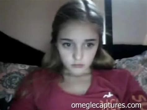 Девочка решила пошалить по вебке