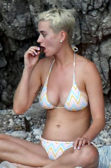 Katy Perry In Bikini Amalfi Italy 07 14 2017 • Celebmafia