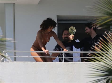 Eden Fines Sexy Topless Photos Thefappening