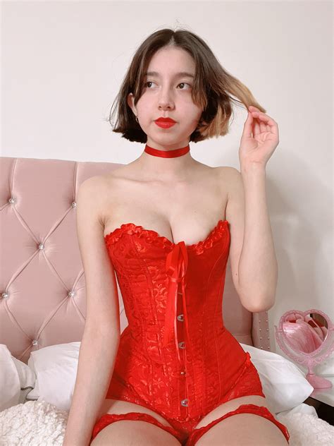 Hi Im Cherry New Using The App Sometimes You Share My Stuff Or Porn