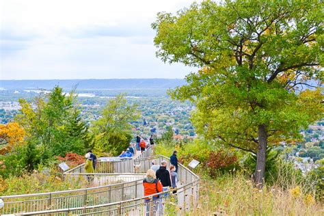 Fall Activities To Do In Wisconsin For Families — A Mom Explores
