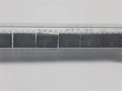 PIC12F508 Microchip Microcontroller PDIP 8 At 62 Piece In Gurugram