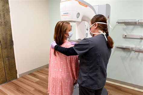 Digital Breast Tomosynthesis 3d Mammography Uf Health Jacksonville