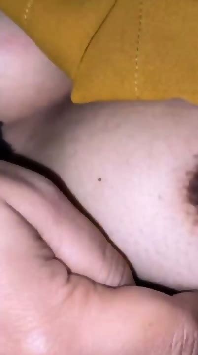 Awek Tudung Kena Korek Di Malam Hari